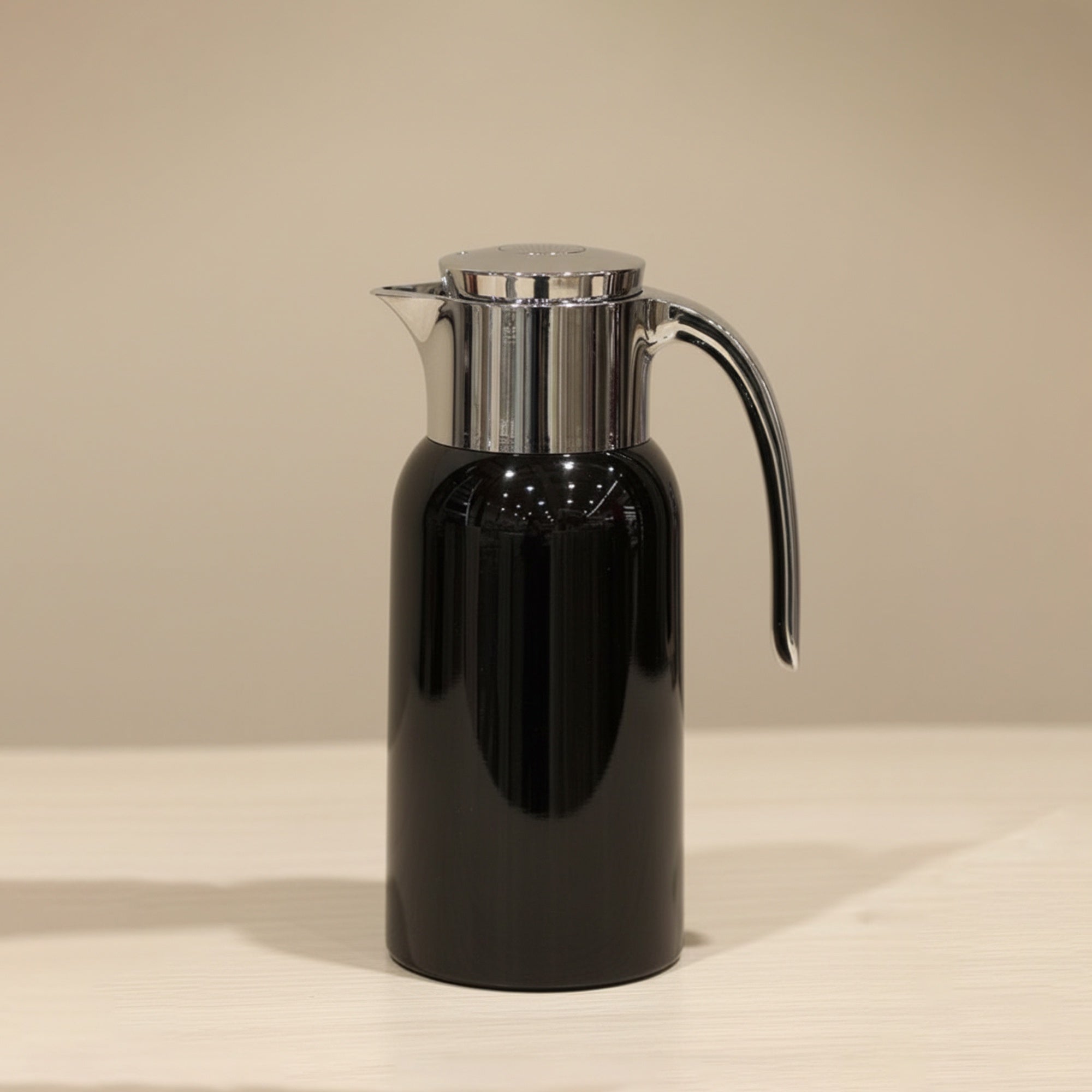 TSC12Q Steel Vacuum Flask – 1.3L – Premium Jet Black Finish – Siddiq Gifts